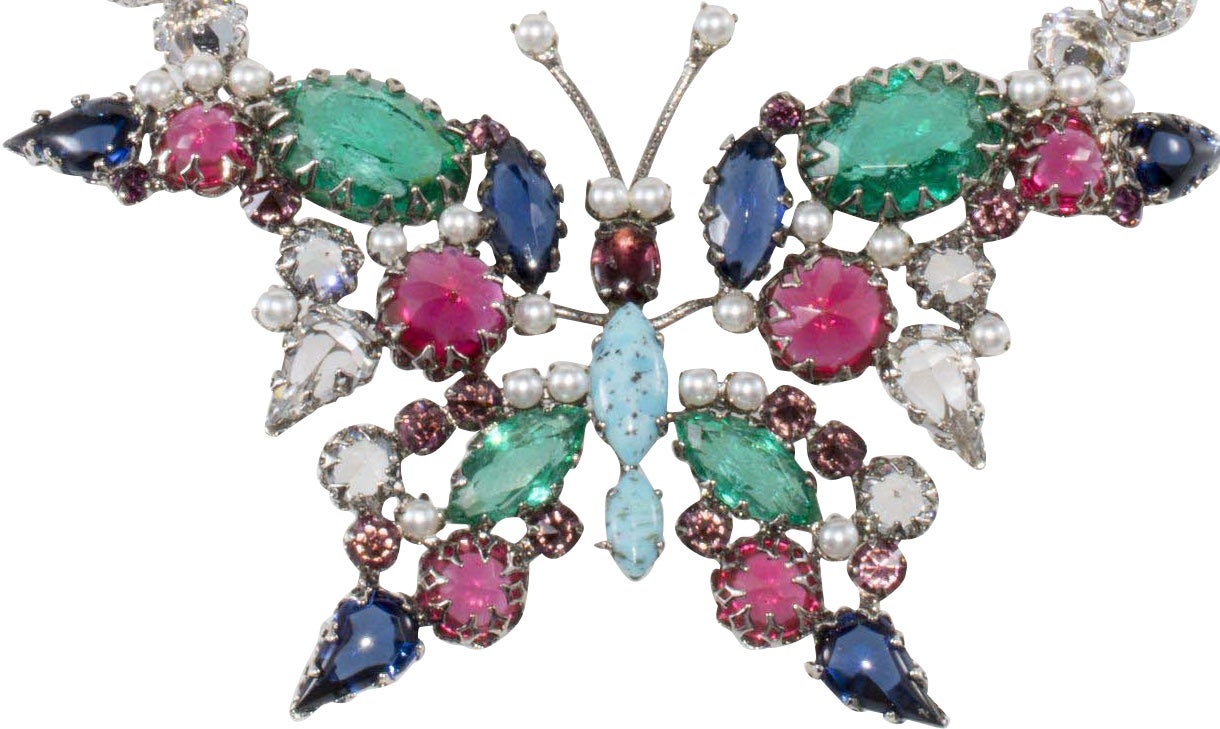 How to Identify Unmarked Costume Jewelry - Antique Trader