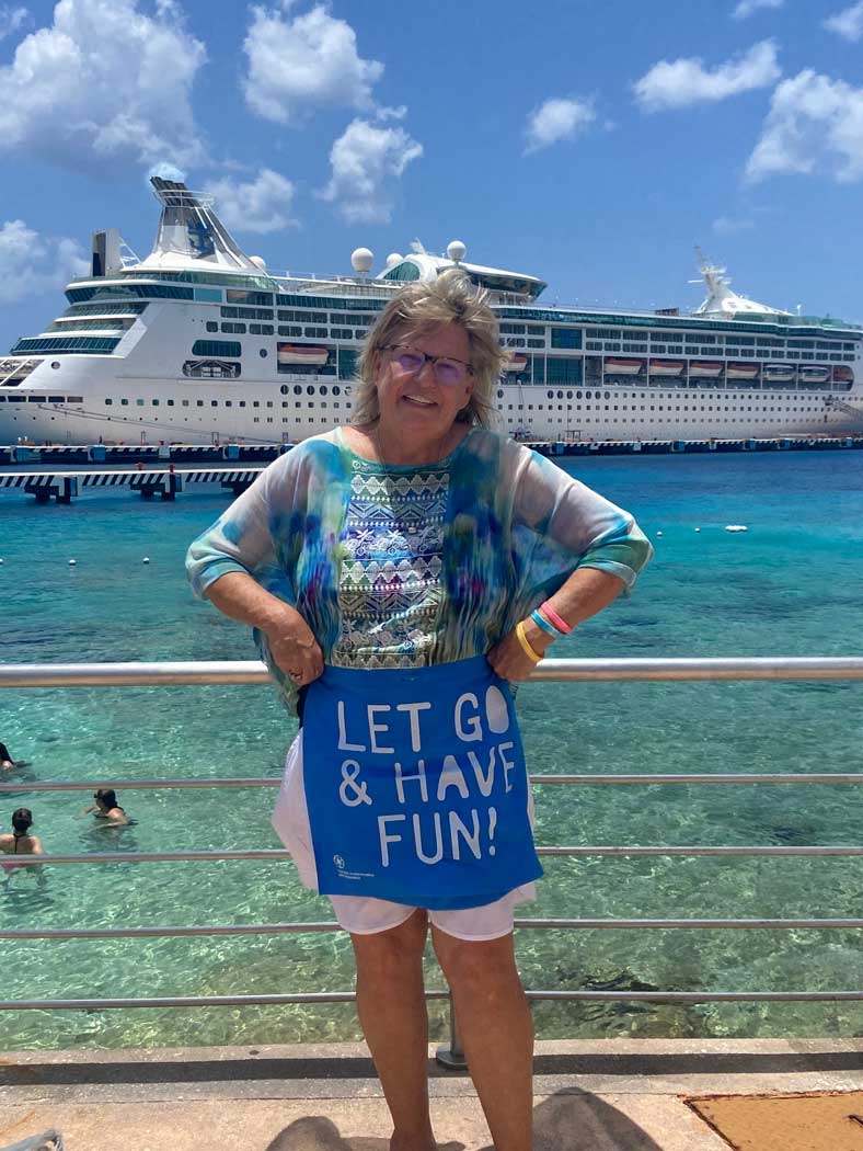 For Patti Clark's Happy Thrifters, Fun is Always on Sale - Antique Trader